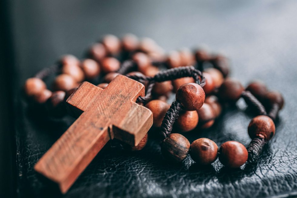 Adventist and Catholics: All Similarities and Differences Explained